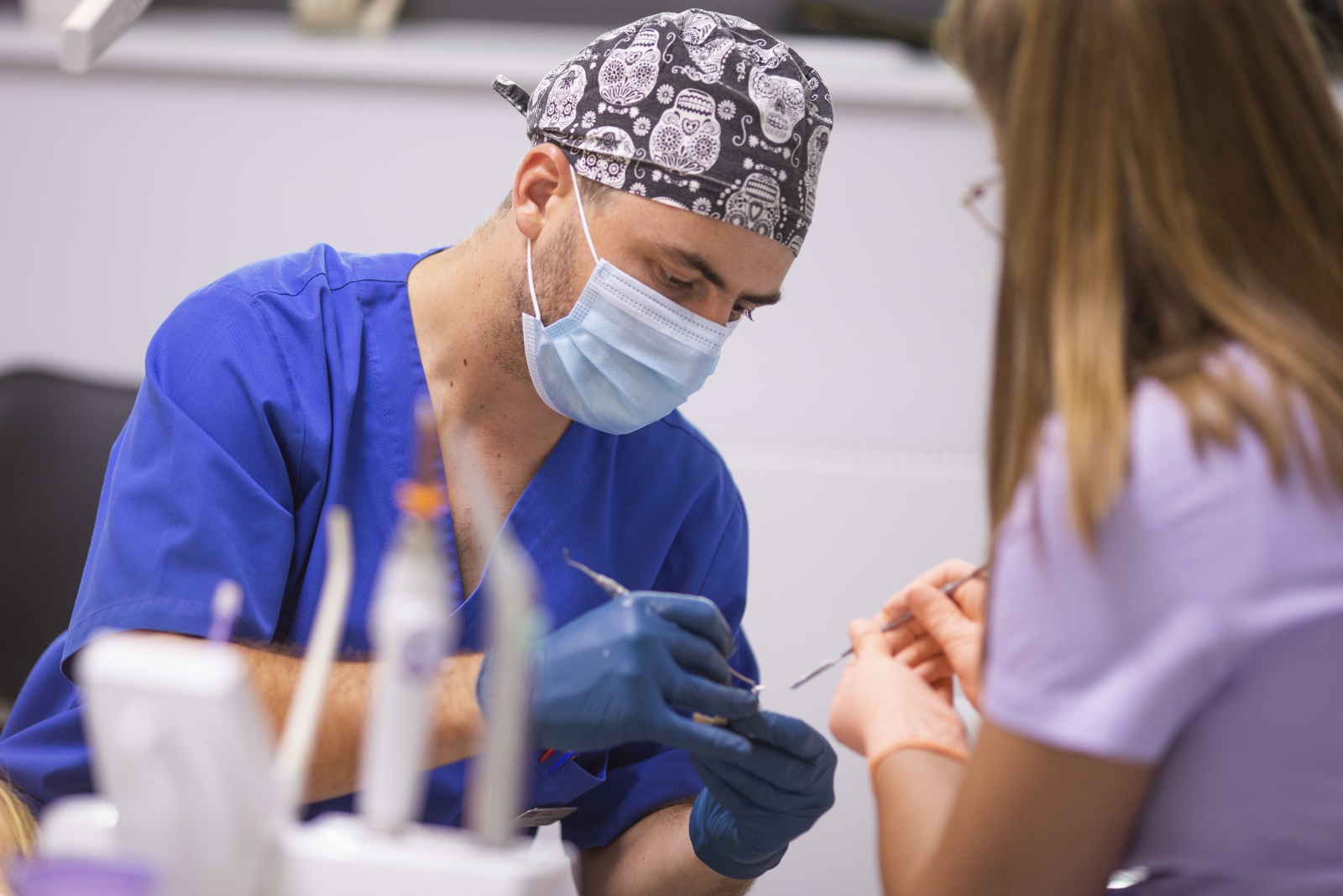 Podniesienie dna zatoki szczękowej - Ambasada Uśmiechu